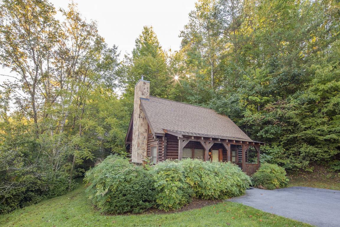 Cabin ∙ 1 Bedroom ∙ 4 Guests - Tennessee