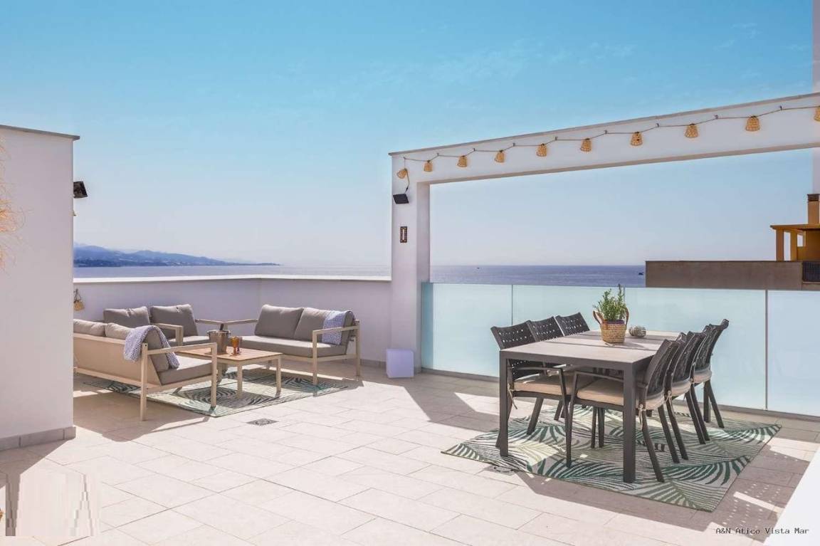 75 M² Apartamento ∙ 2 Habitaciones ∙ 4 Huéspedes - Vélez-Málaga