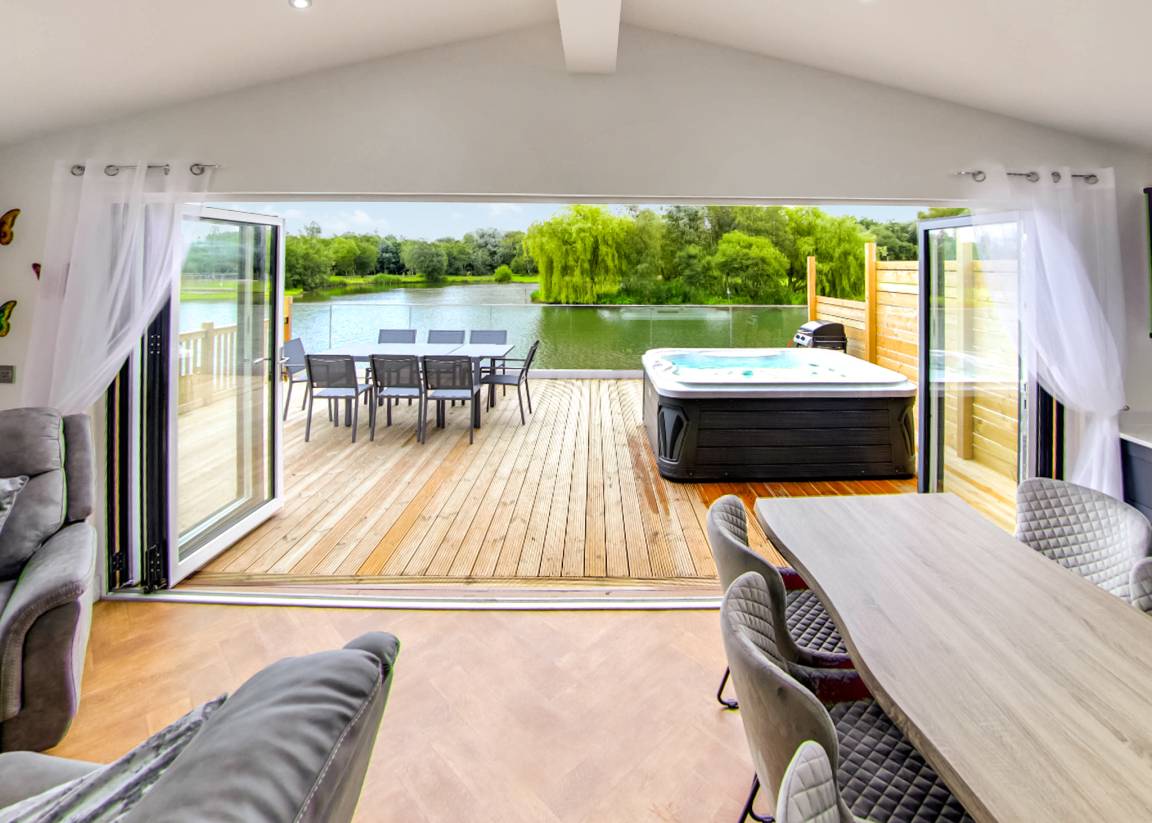Chalet ∙ 4 Bedrooms ∙ 10 Guests - Lincolnshire