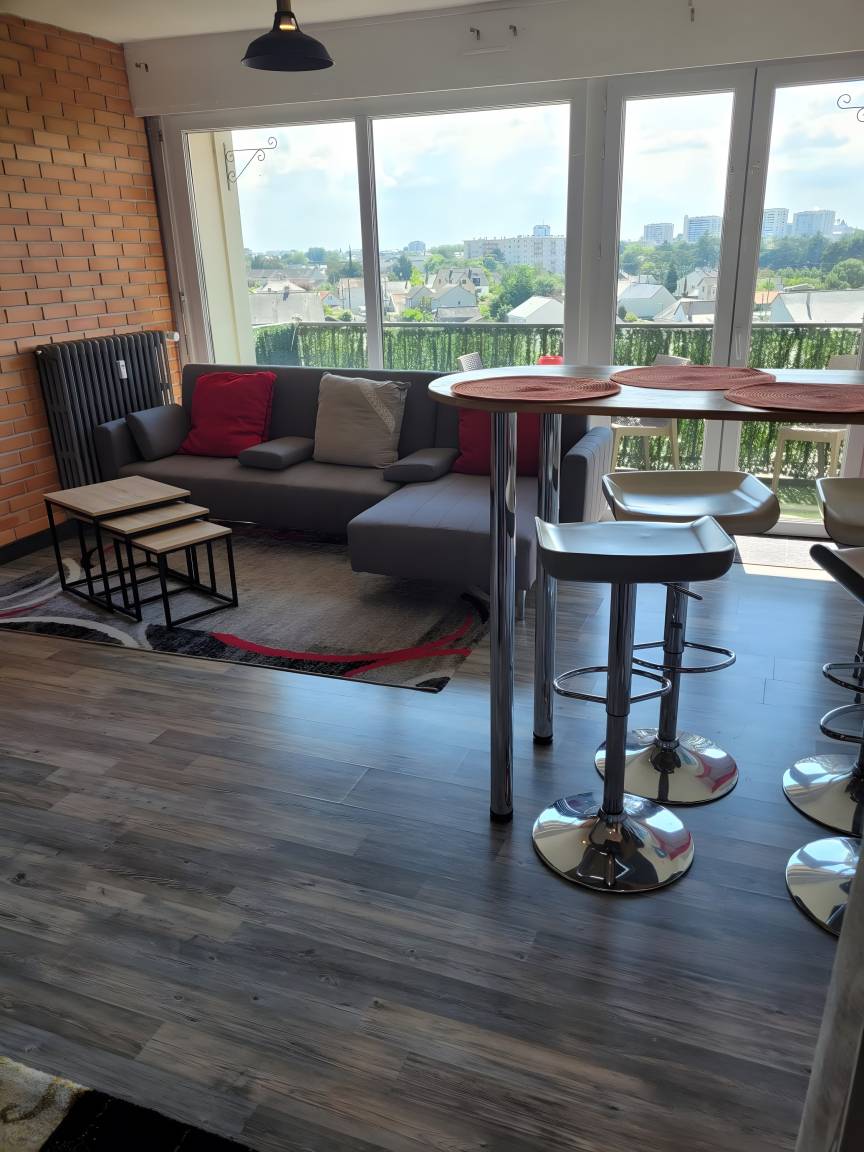 80 M² Apartamento ∙ 4 Habitaciones ∙ 7 Huéspedes - Angers