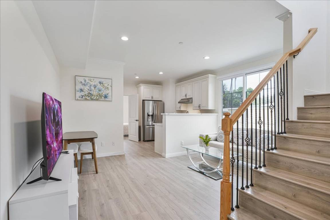 Apartment ∙ 2 Bedrooms ∙ 5 Guests - Pasadena