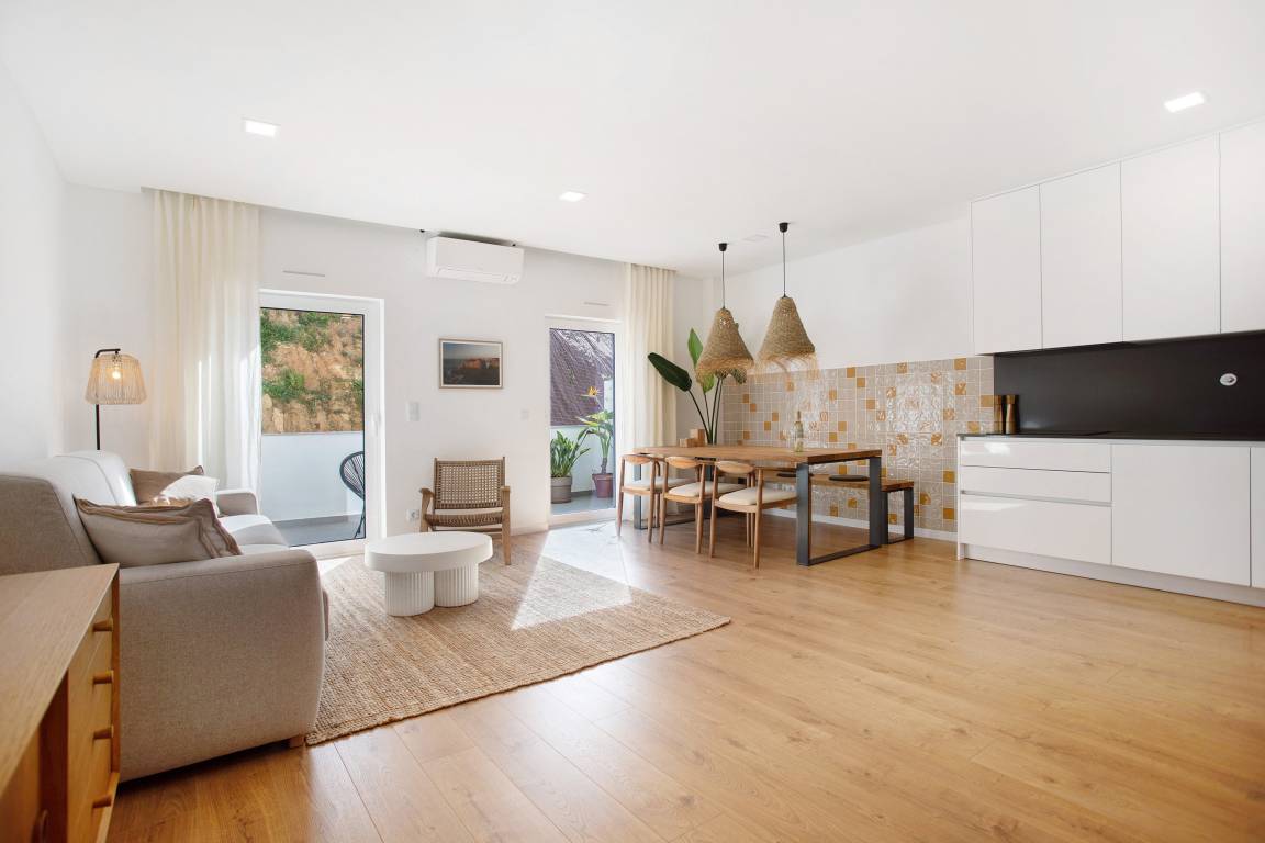 80 M² Apartamento ∙ 1 Quarto ∙ 4 Hóspedes - Mafra