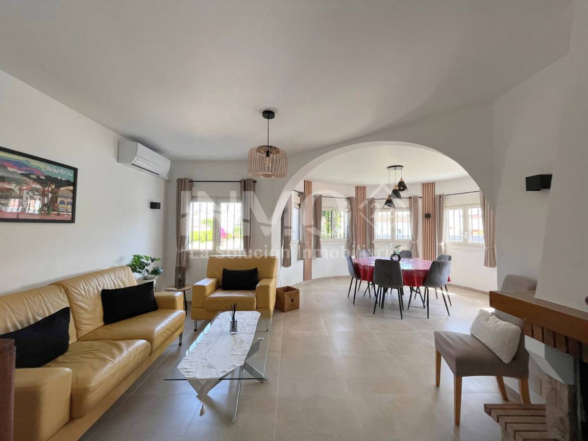 219 M² House ∙ 3 Bedrooms ∙ 6 Guests - Cambrils