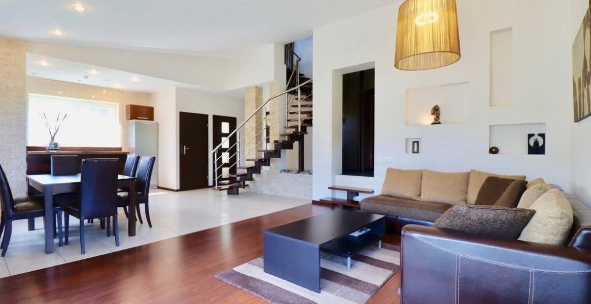 190 M² Casa ∙ 3 Habitaciones ∙ 8 Huéspedes - Kaunas