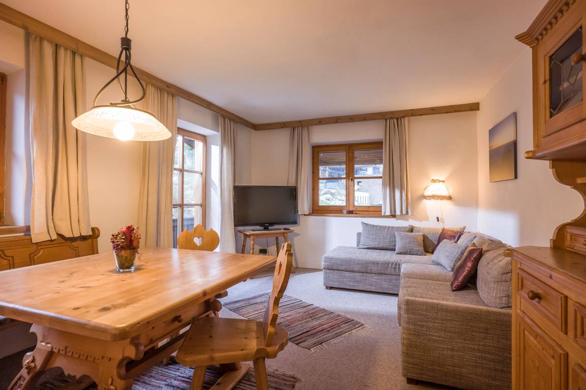 60 M² Ferienwohnung ∙ 1 Schlafzimmer ∙ 2 Gäste - Hinterthiersee