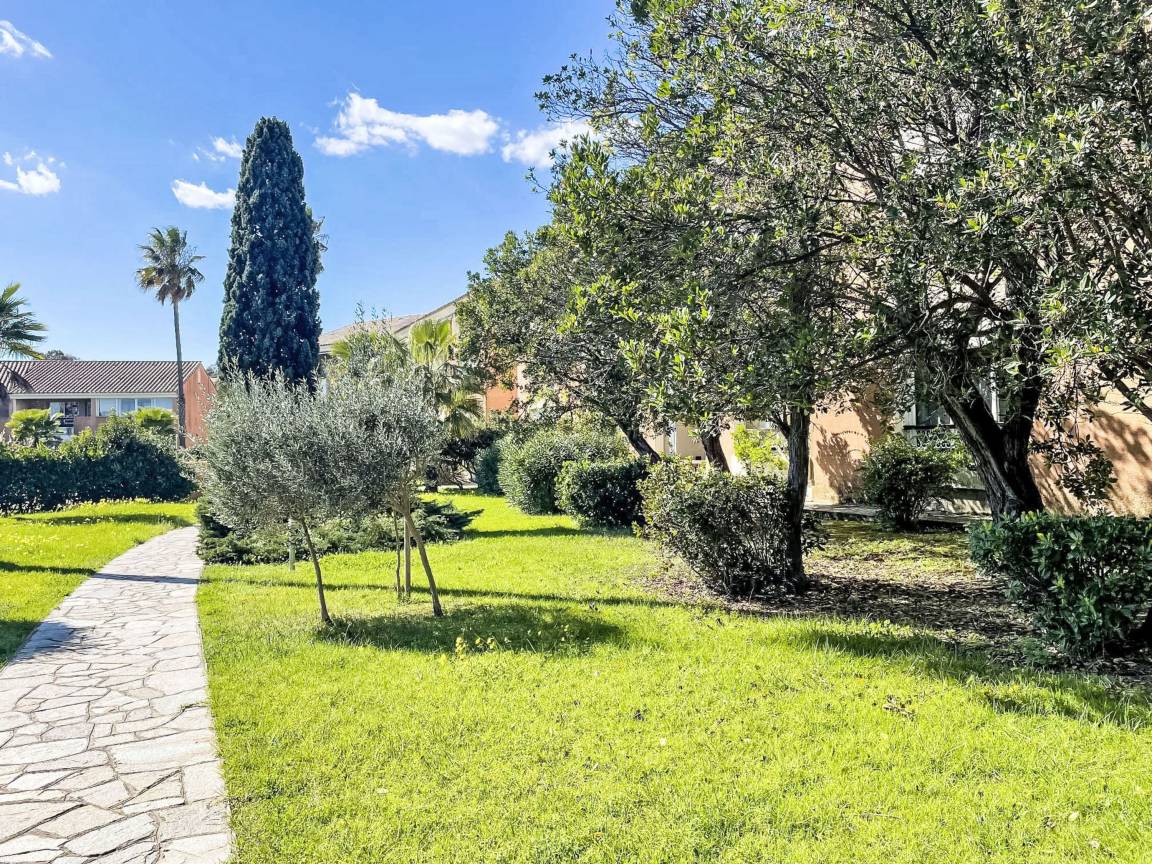 35 M² House ∙ 1 Bedroom ∙ 4 Guests - Aléria