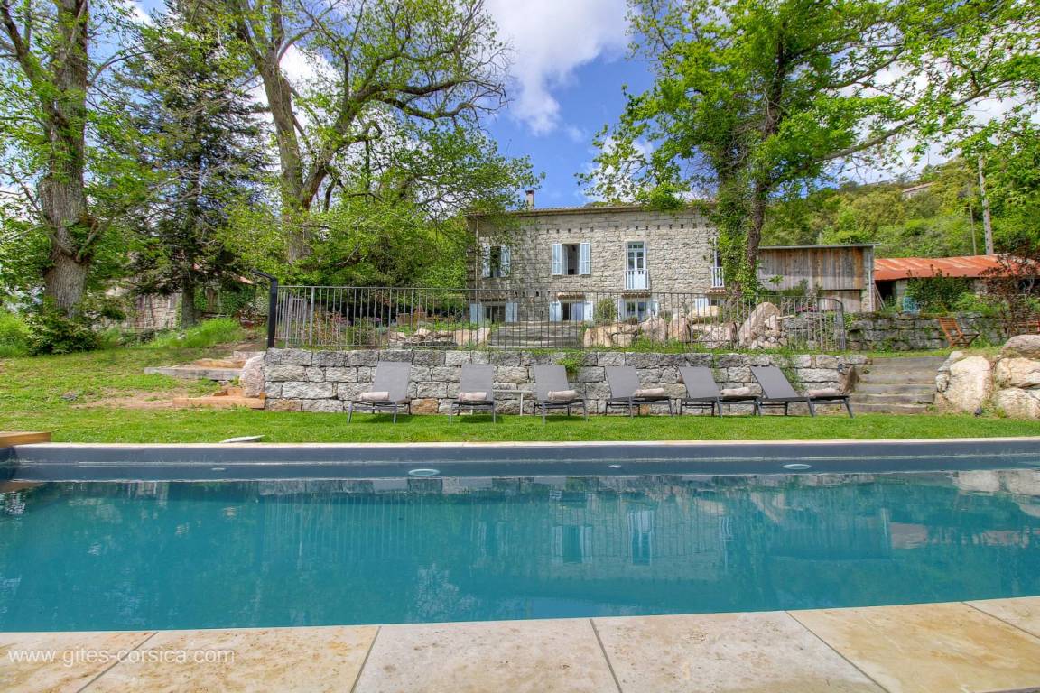 70 M² Gîte ∙ 2 Chambres ∙ 4 Personnes - Corse
