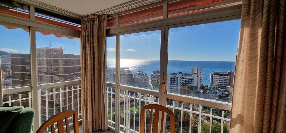 44 M² Apartament ∙ 1 Sypialnia ∙ 4 Gości - Benidorm