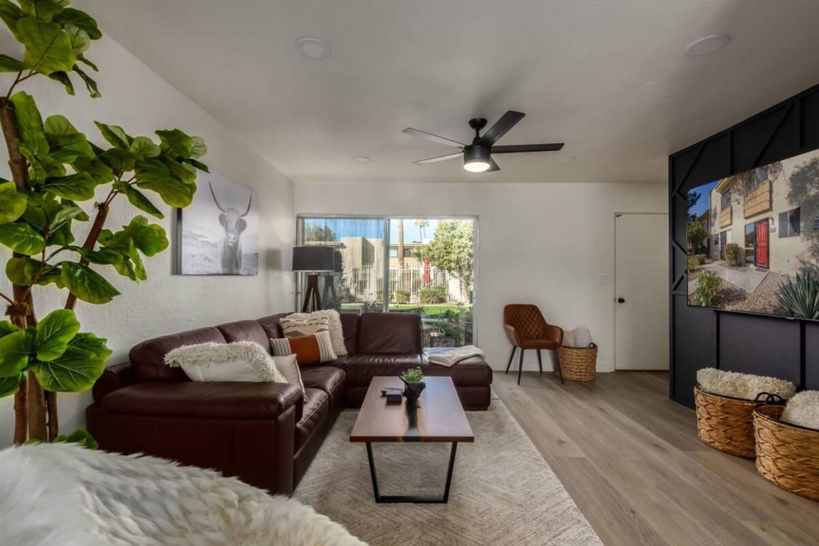Apartment ∙ 2 Bedrooms ∙ 6 Guests - Scottsdale, AZ