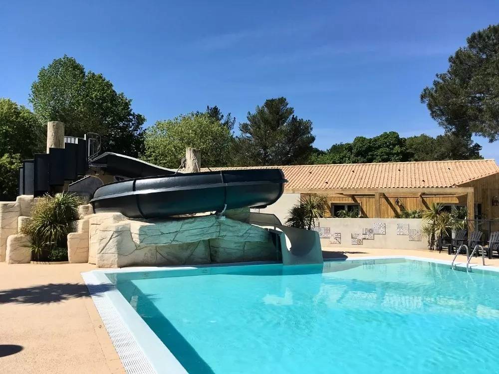 35 M² Mobil-home ∙ 3 Chambres ∙ 6 Personnes - Givrand