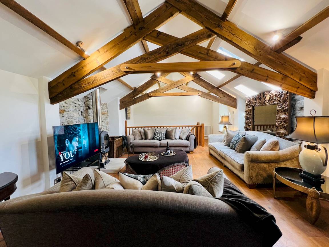 149 M² House ∙ 3 Bedrooms ∙ 6 Guests - Edale