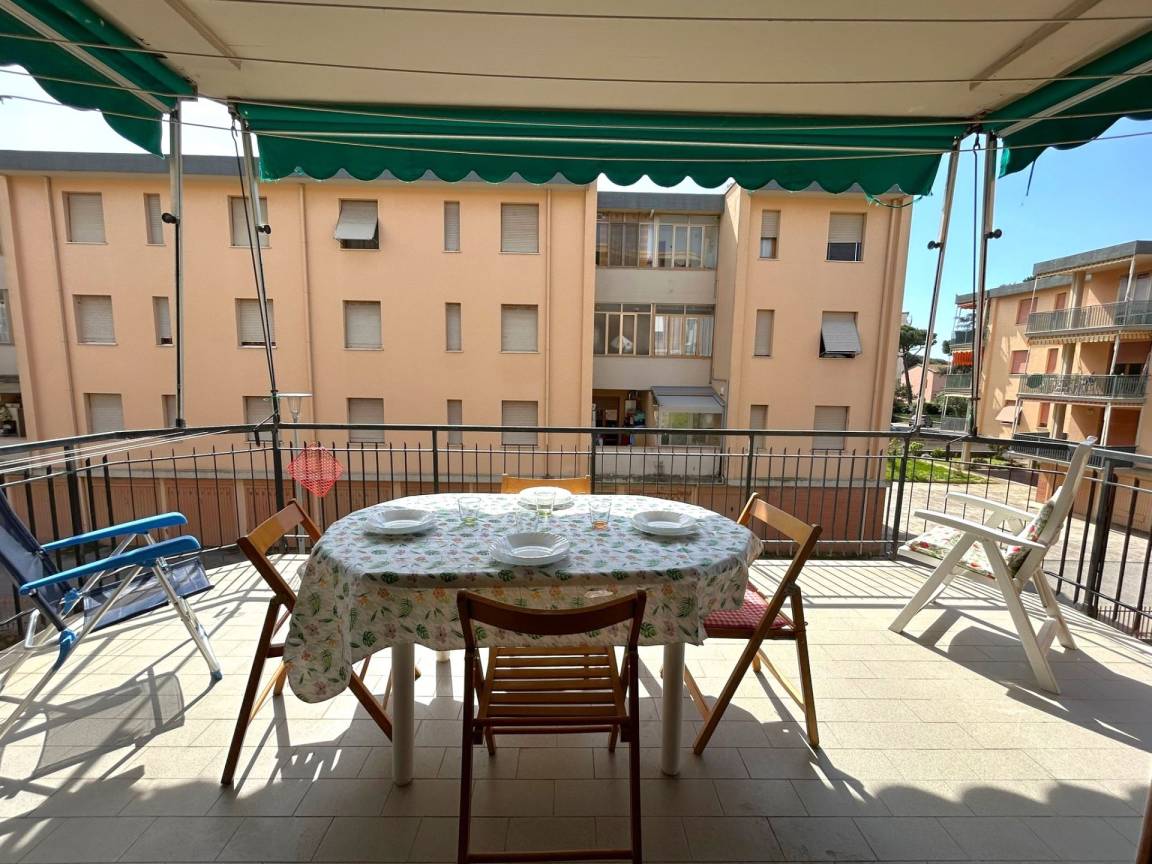 65 M² Apartment ∙ 2 Bedrooms ∙ 6 Guests - Follonica