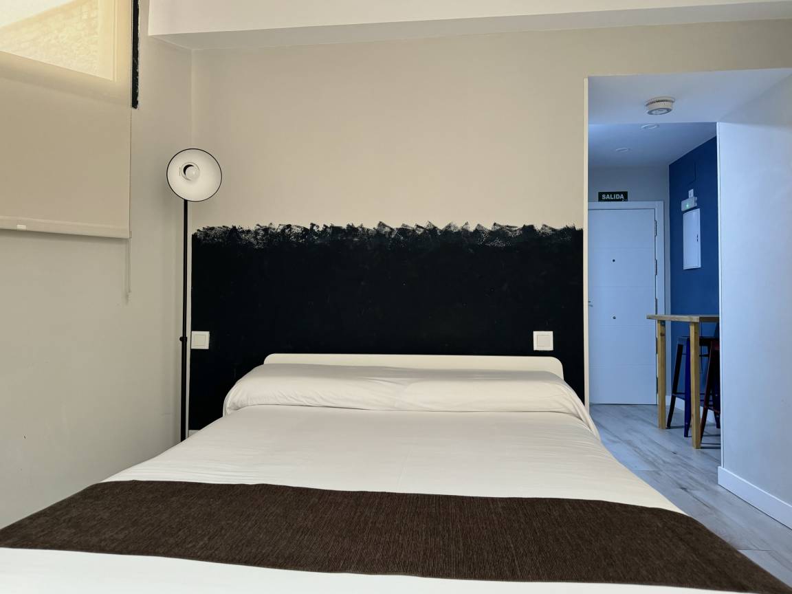 30 M² Monolocale ∙ 2 Ospiti - Madrid