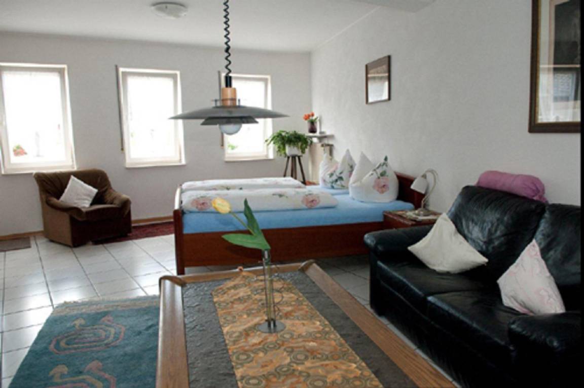 55 M² Ferienwohnung ∙ 1 Schlafzimmer ∙ 3 Gäste - Leiwen