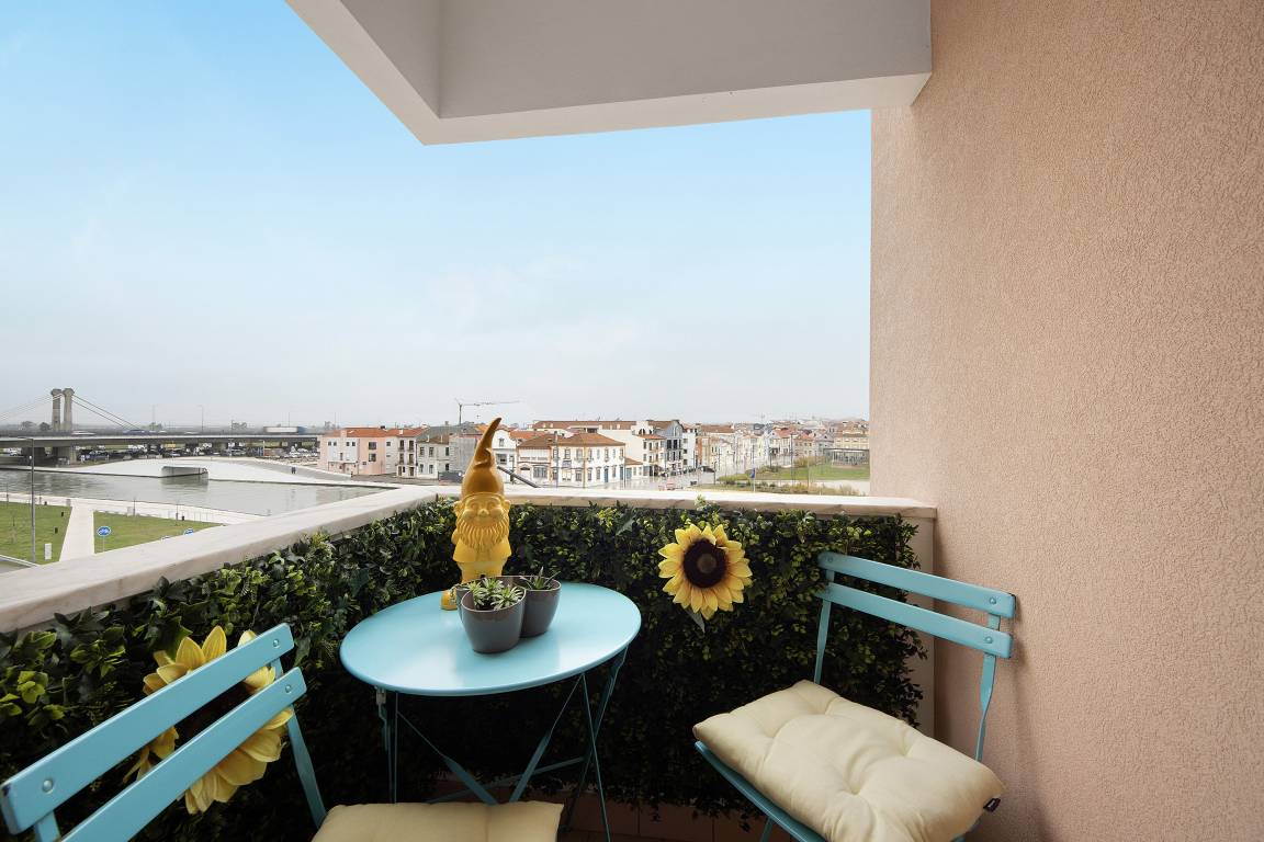 90 M² Apartment ∙ 2 Bedrooms ∙ 4 Guests - Aveiro