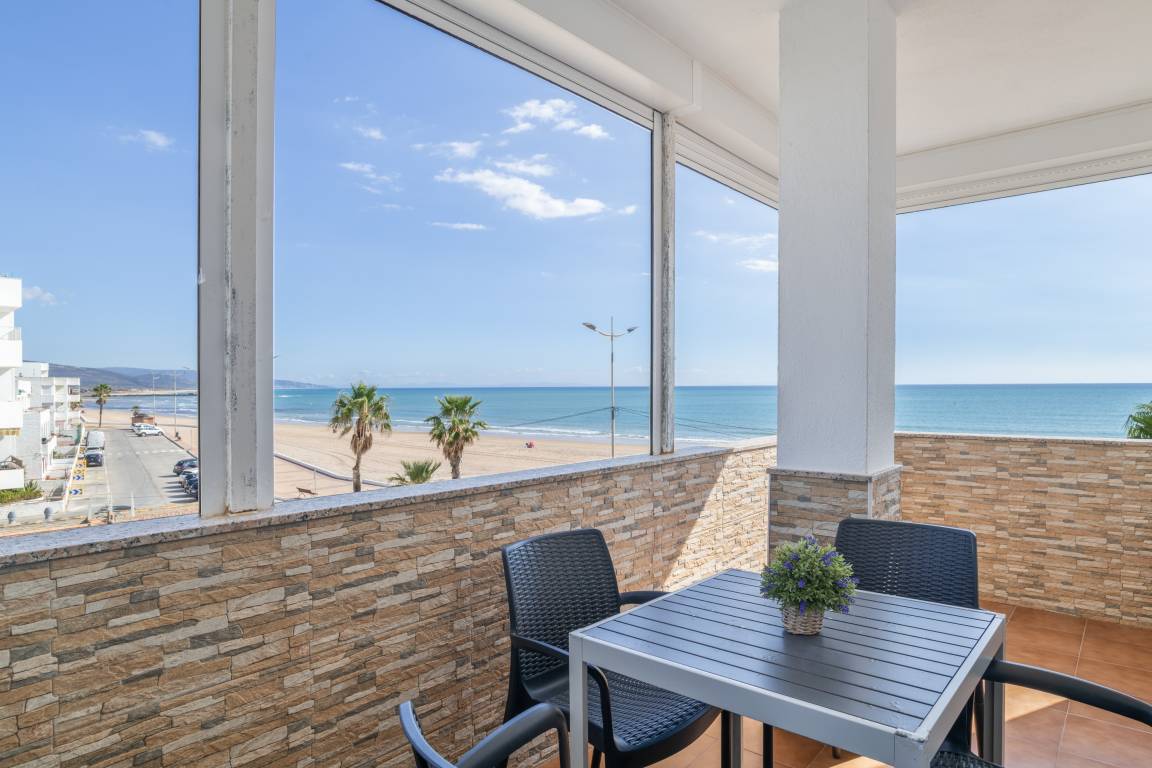 109 M² Apartamento ∙ 2 Habitaciones ∙ 5 Huéspedes - Barbate