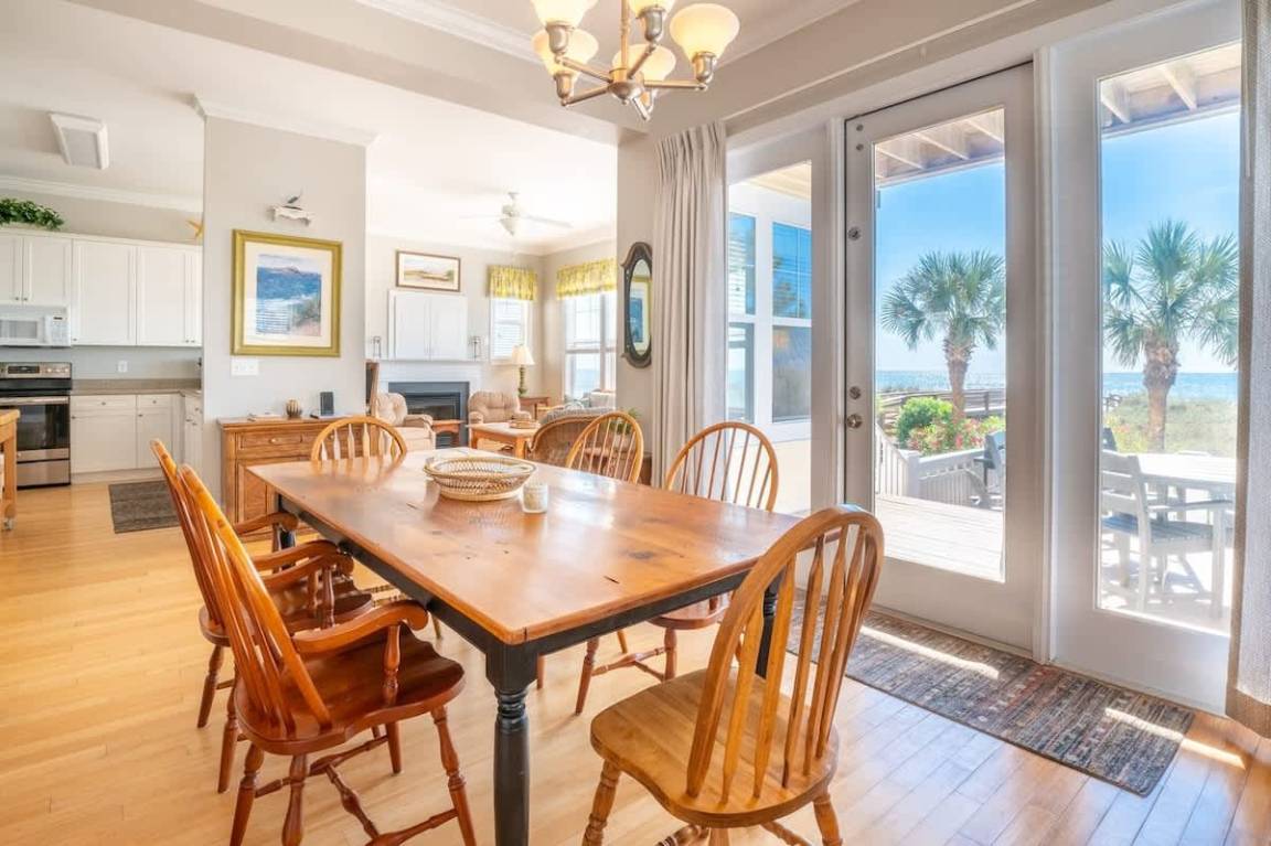 143 M² House ∙ 3 Bedrooms ∙ 10 Guests - Carolina Beach, NC