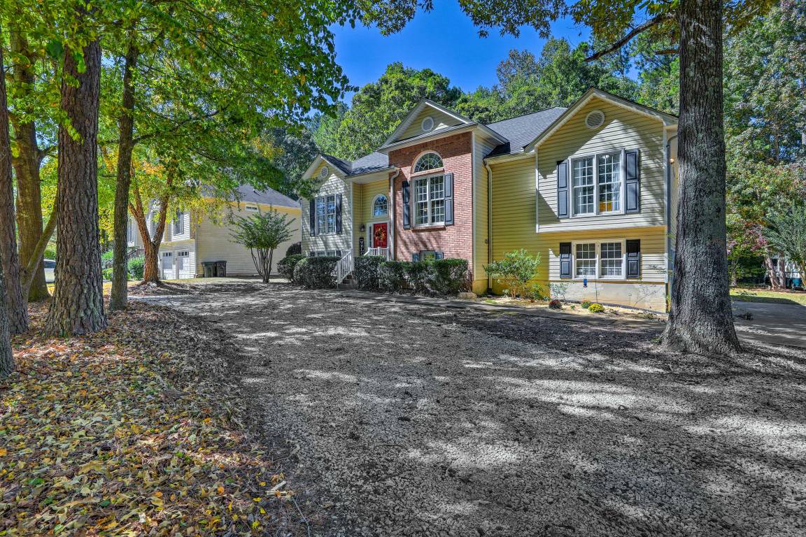 185 M² House ∙ 3 Bedrooms ∙ 6 Guests - Dallas, GA
