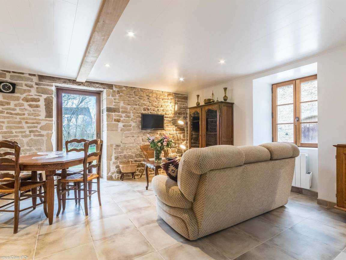 70 M² Cottage ∙ 2 Chambres ∙ 4 Personnes - Semur-en-Auxois