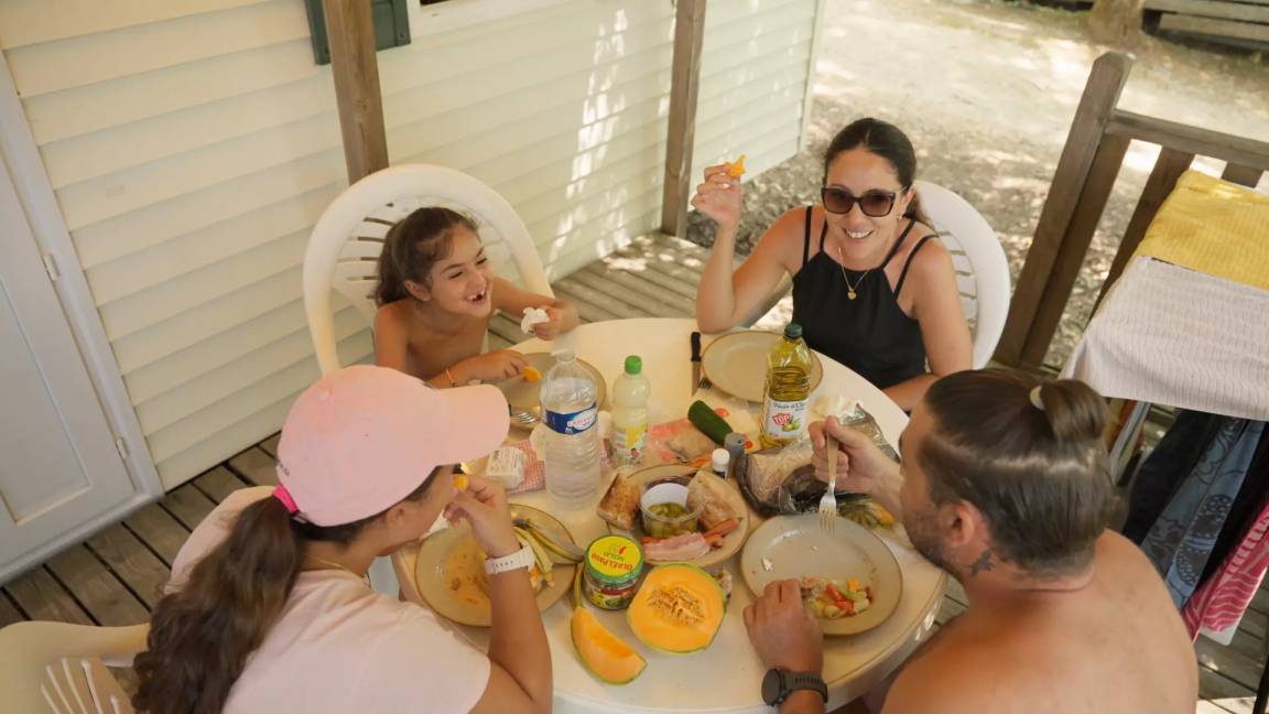 24 M² Mobil-home ∙ 2 Chambres ∙ 4 Personnes - Périgord
