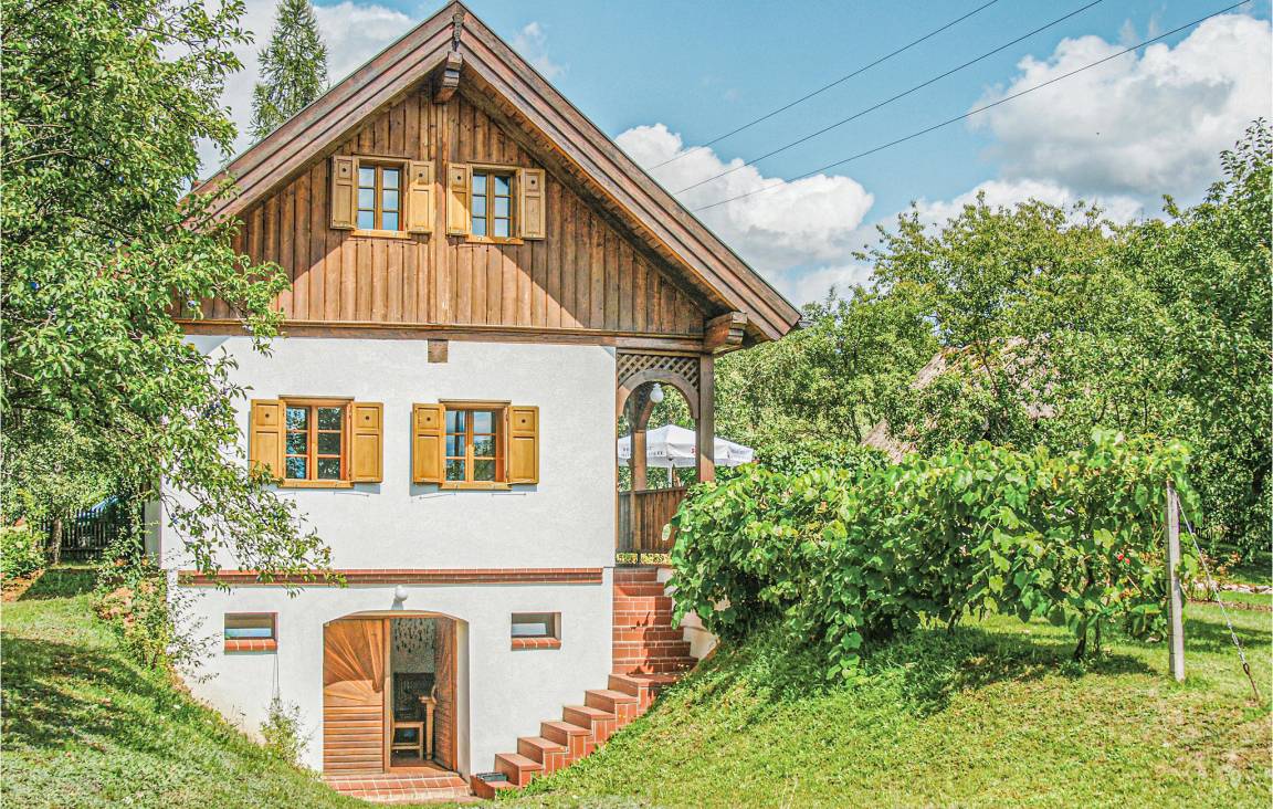 120 M² House ∙ 1 Bedroom ∙ 2 Guests - Szentgotthárd