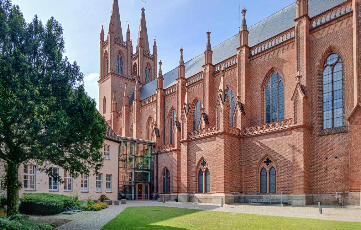 105 M² Ferienhaus ∙ 2 Schlafzimmer ∙ 5 Gäste - Dobbertin