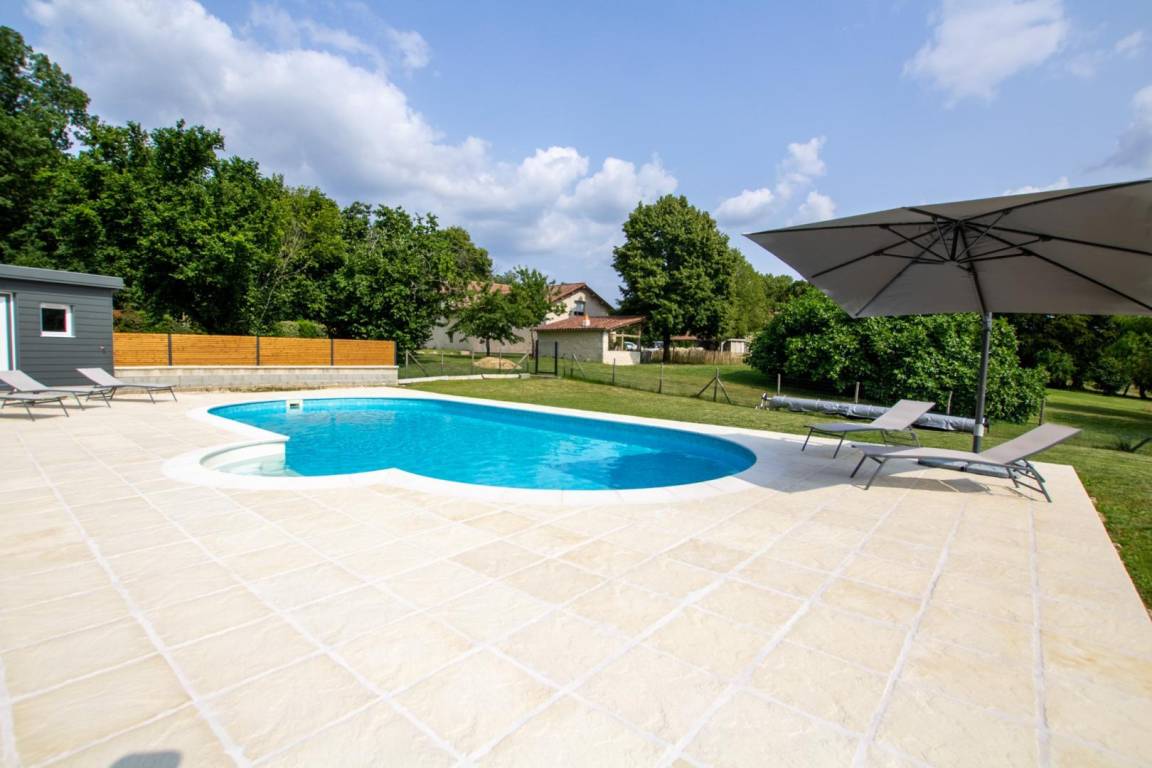 140 M² Gîte ∙ 4 Chambres ∙ 9 Personnes - Brantôme en Périgord