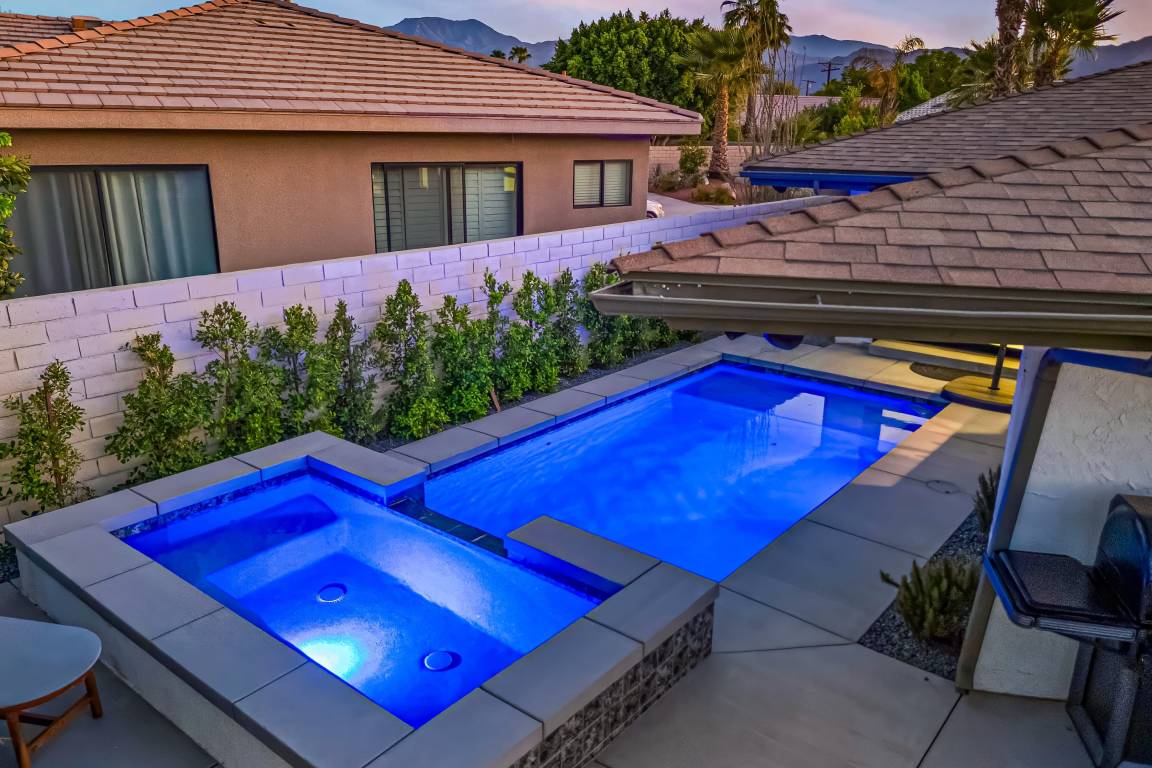 217 M² House ∙ 2 Bedrooms ∙ 6 Guests - La Quinta, CA