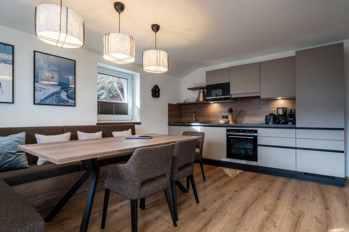 67 M² Ferienwohnung ∙ 2 Schlafzimmer ∙ 5 Gäste - Leogang