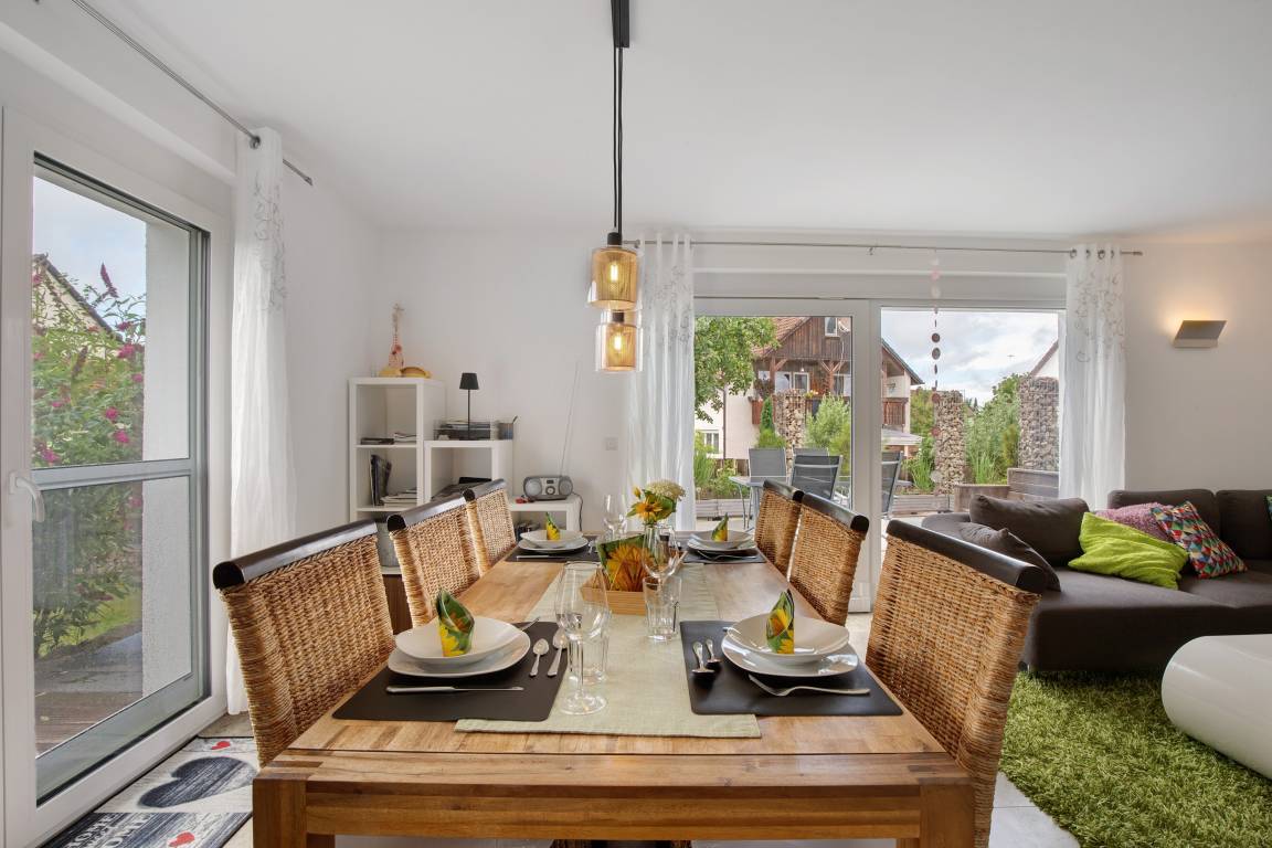 94 M² Ferienwohnung ∙ 2 Schlafzimmer ∙ 4 Gäste - Blaubeuren