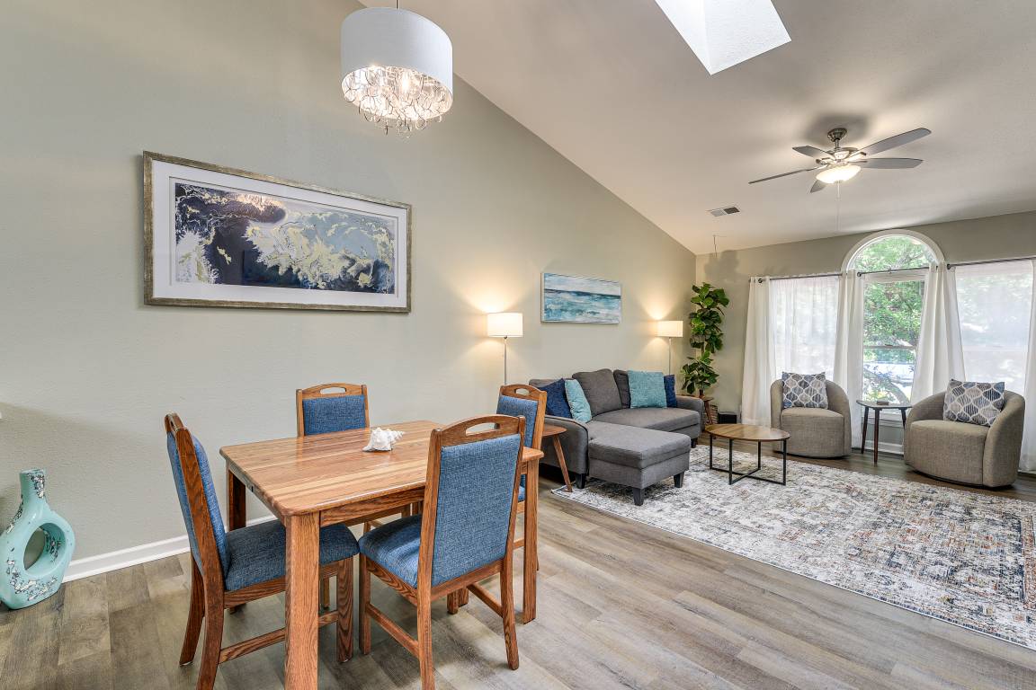 102 M² Apartment ∙ 1 Bedroom ∙ 6 Guests - Sunset Beach, NC