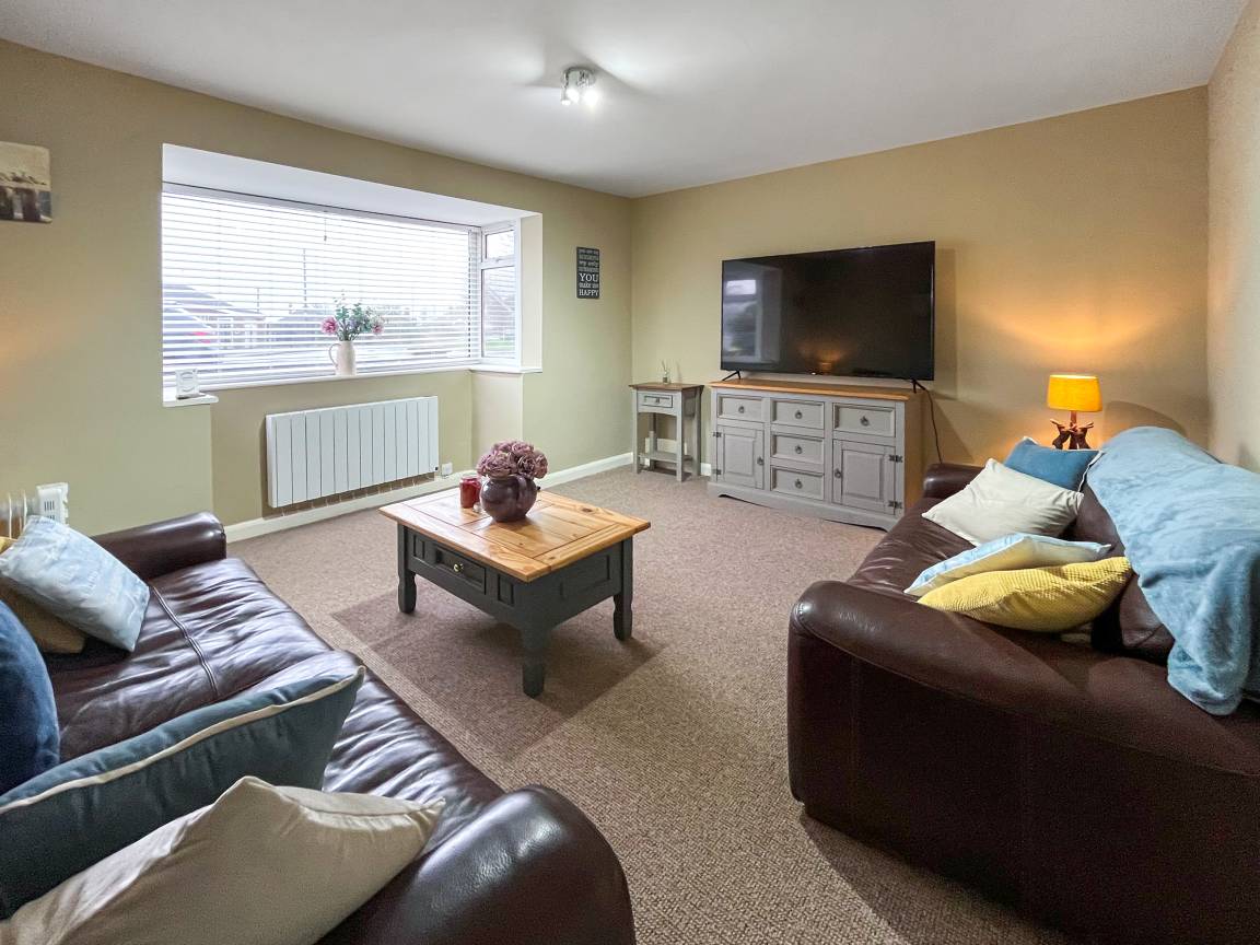 Cottage ∙ 3 Bedrooms ∙ 4 Guests - Chapel Saint Leonards