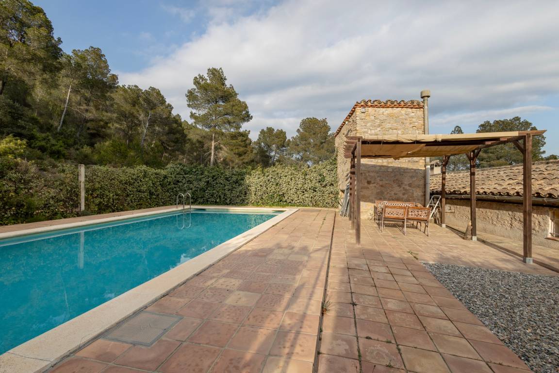 300 M² Maison De Vacances ∙ 4 Chambres ∙ 9 Personnes - Igualada
