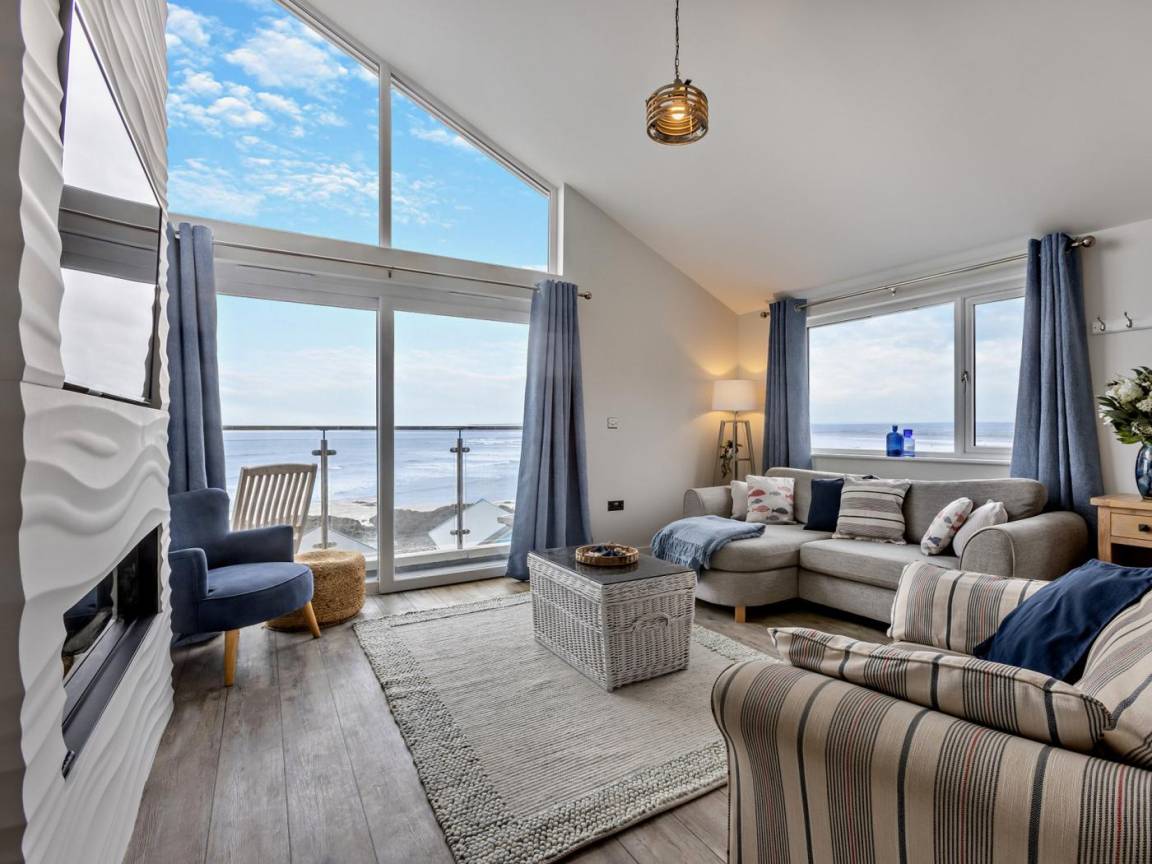 Apartment ∙ 2 Bedrooms ∙ 4 Guests - Westward Ho!