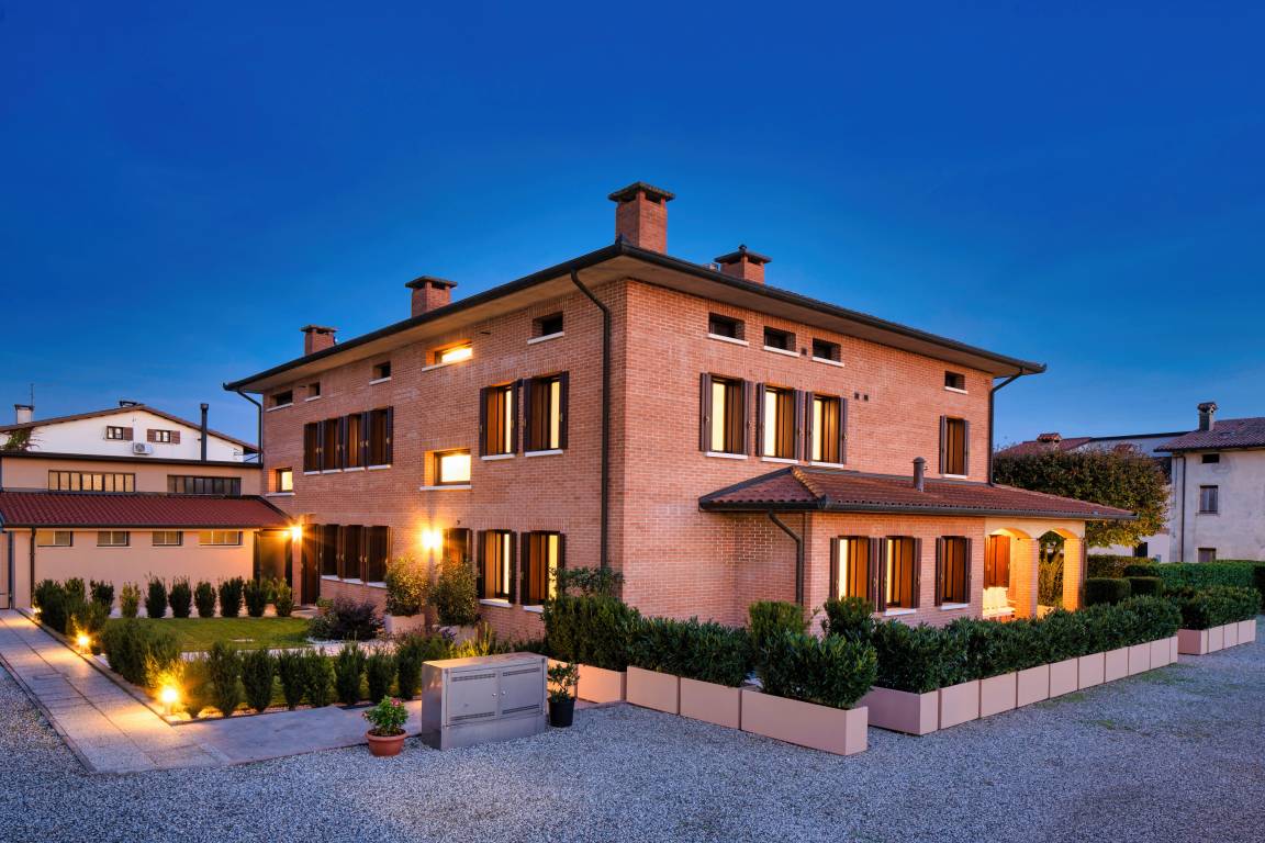 100 M² Appartamento Vacanza ∙ 2 Camere Da Letto ∙ 3 Ospiti - Monte Bianco