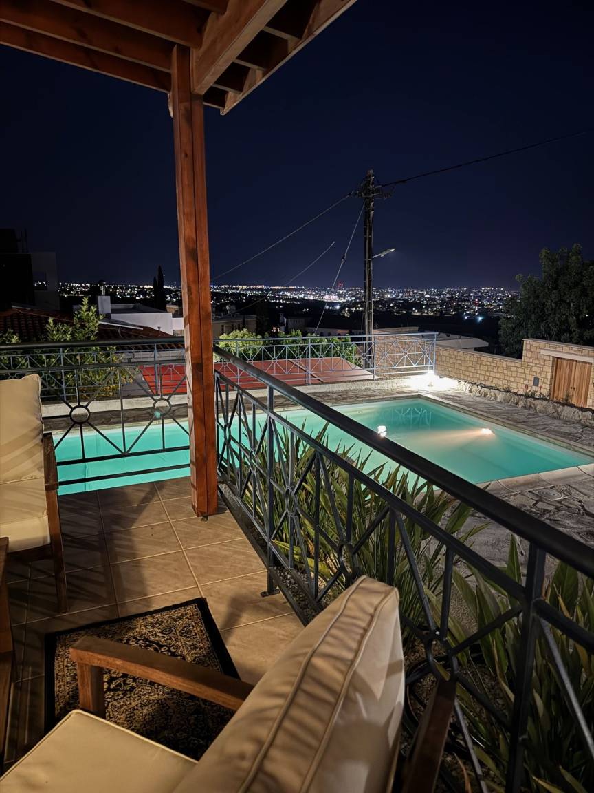 190 M² Villa ∙ 2 Habitaciones ∙ 7 Huéspedes - Paphos
