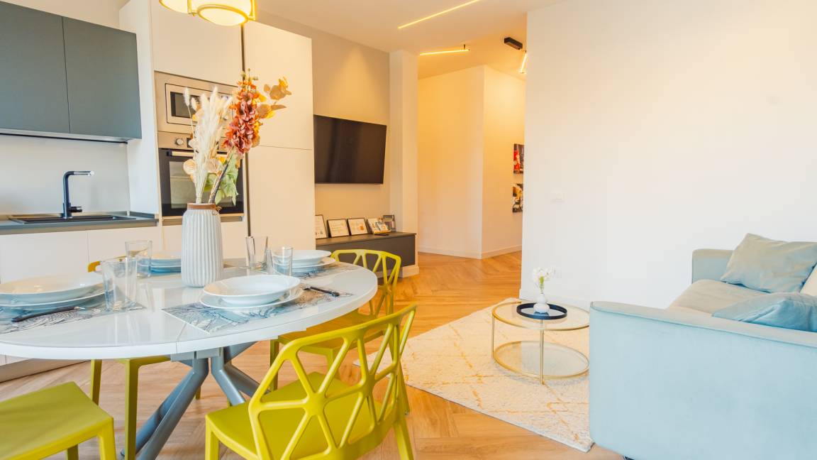 100 M² Apartamento ∙ 2 Quartos ∙ 6 Hóspedes - Desenzano del Garda