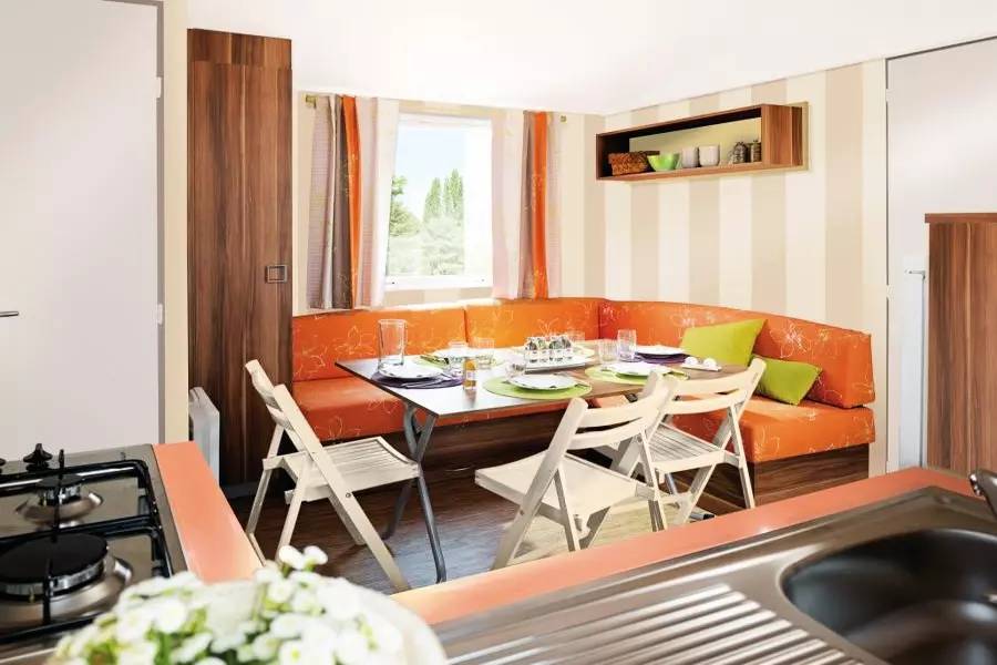30 M² Mobil-home ∙ 3 Chambres ∙ 6 Personnes - Doucier