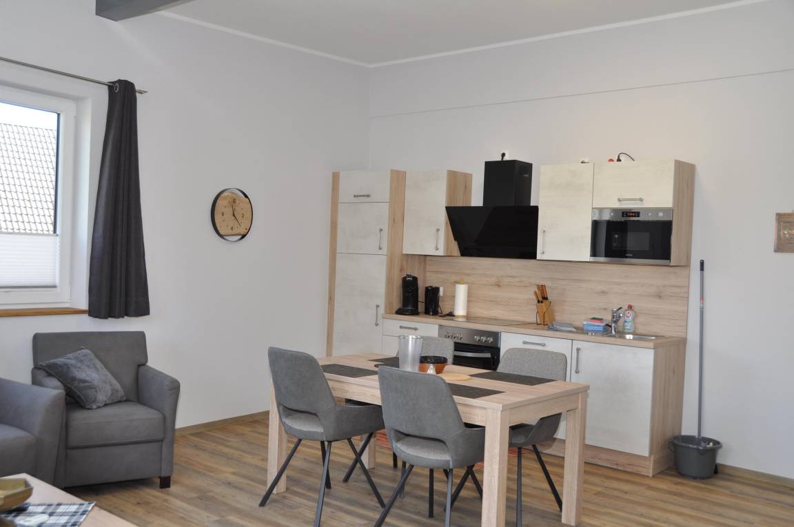 60 M² Ferienwohnung ∙ 1 Schlafzimmer ∙ 4 Gäste - Nettersheim