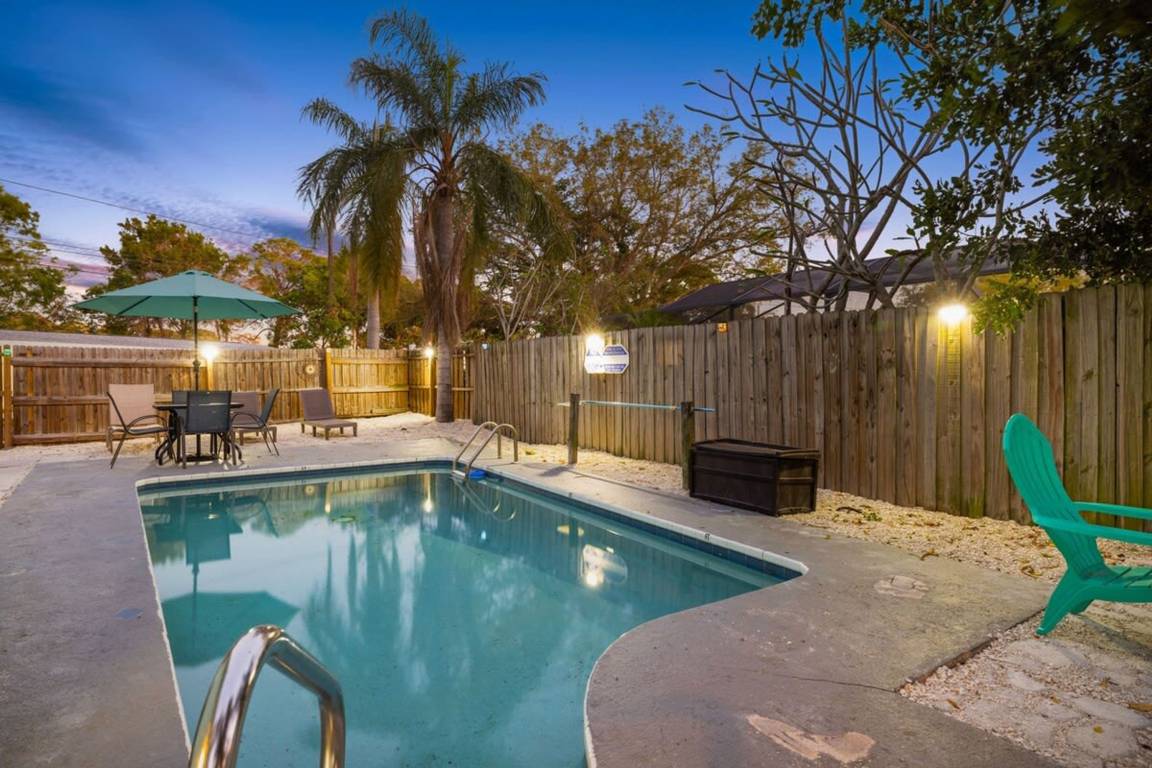 Apartment ∙ 3 Bedrooms ∙ 6 Guests - Palm Harbor, FL