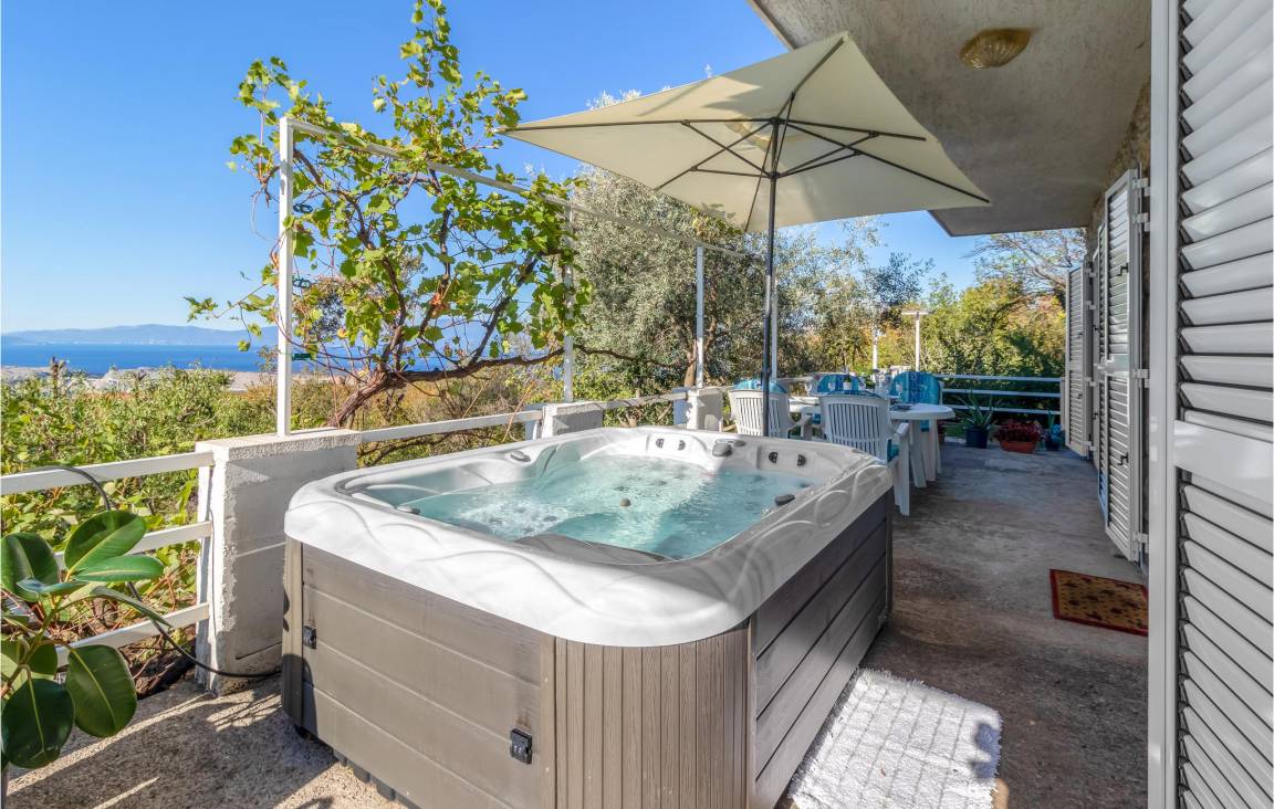 87 M² House ∙ 2 Bedrooms ∙ 4 Guests - Croatia