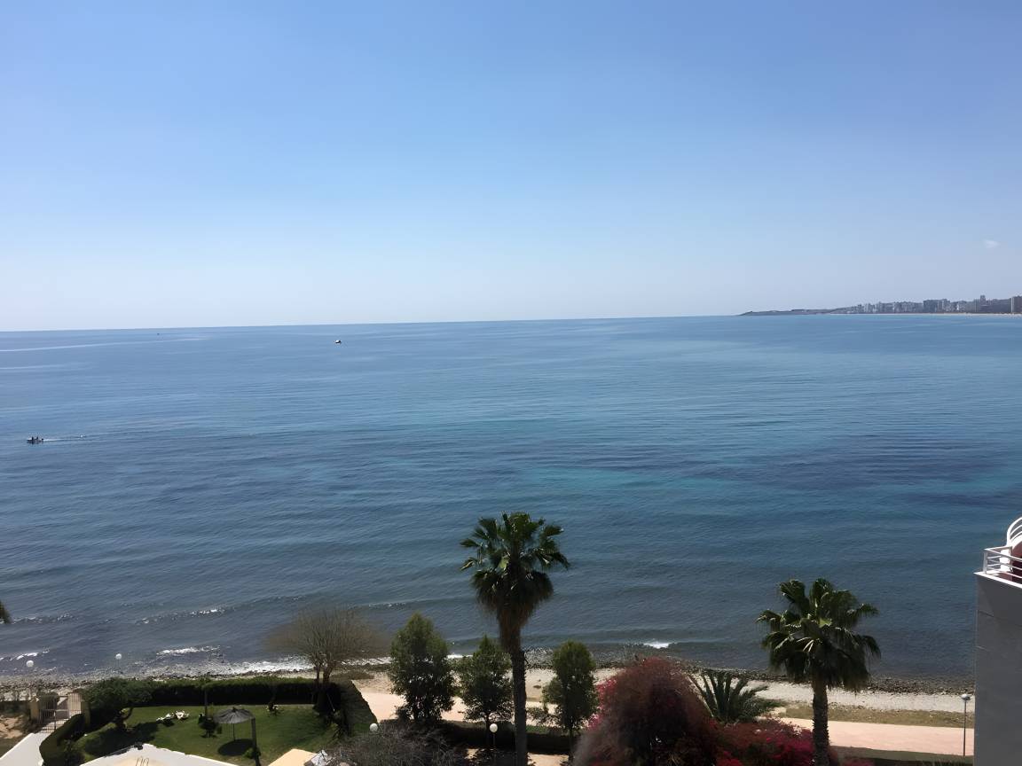 60 M² Apartamento ∙ 2 Habitaciones ∙ 5 Huéspedes - Alicante