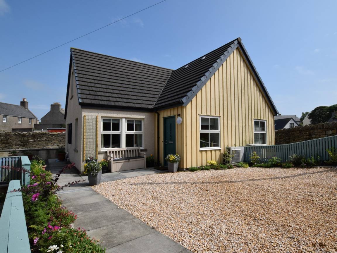 Cottage ∙ 1 Bedroom ∙ 2 Guests - Kirkwall