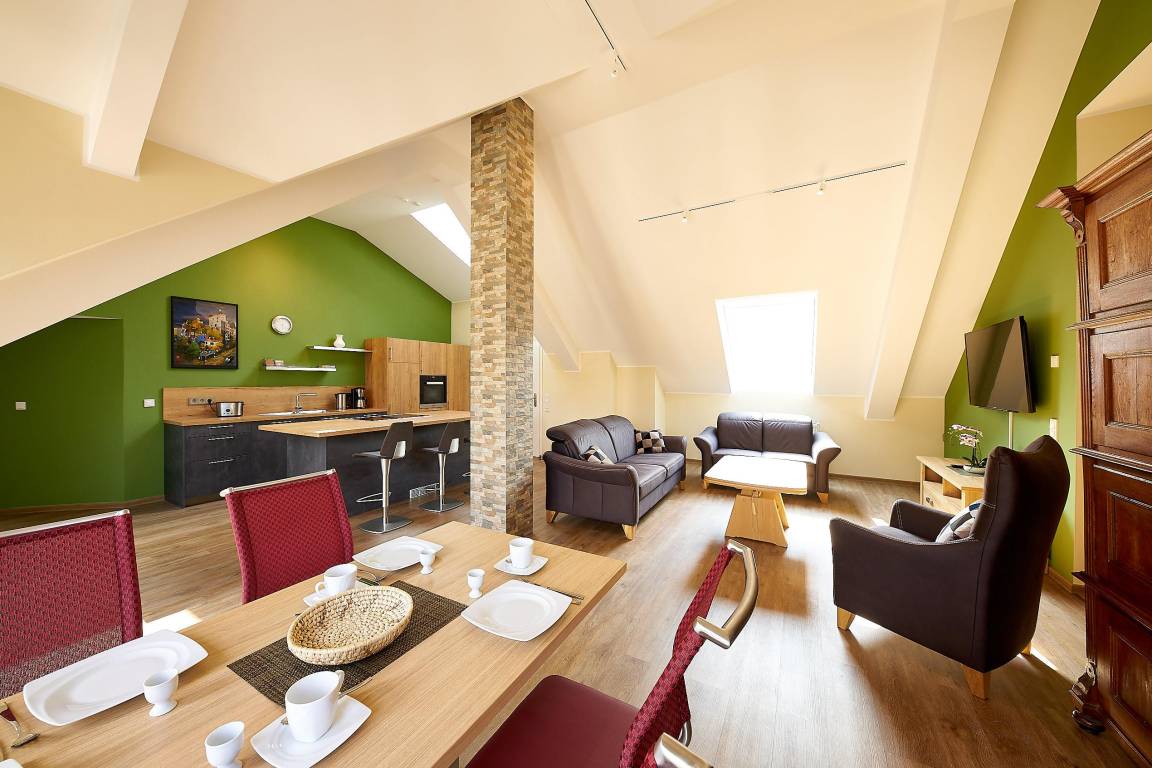 110 M² Apartamento ∙ 2 Habitaciones ∙ 4 Huéspedes - Bernkastel-Kues