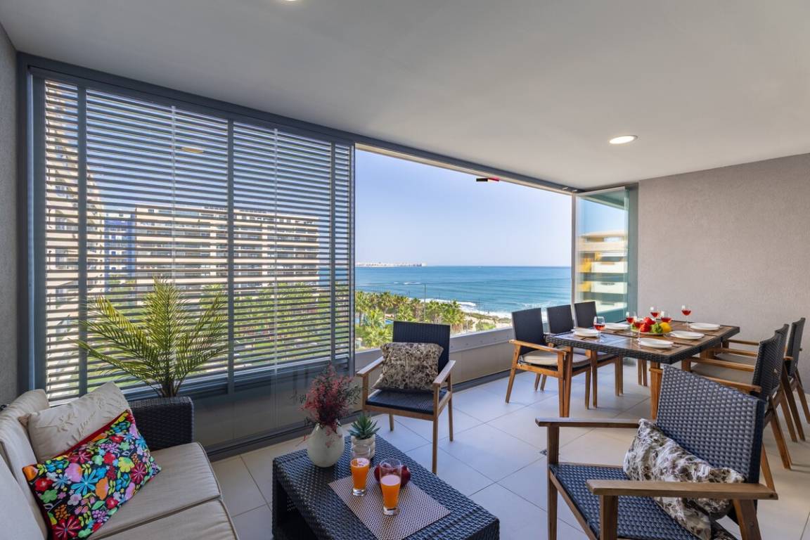 Ferienwohnung ∙ 3 Schlafzimmer ∙ 6 Gäste - Torrevieja