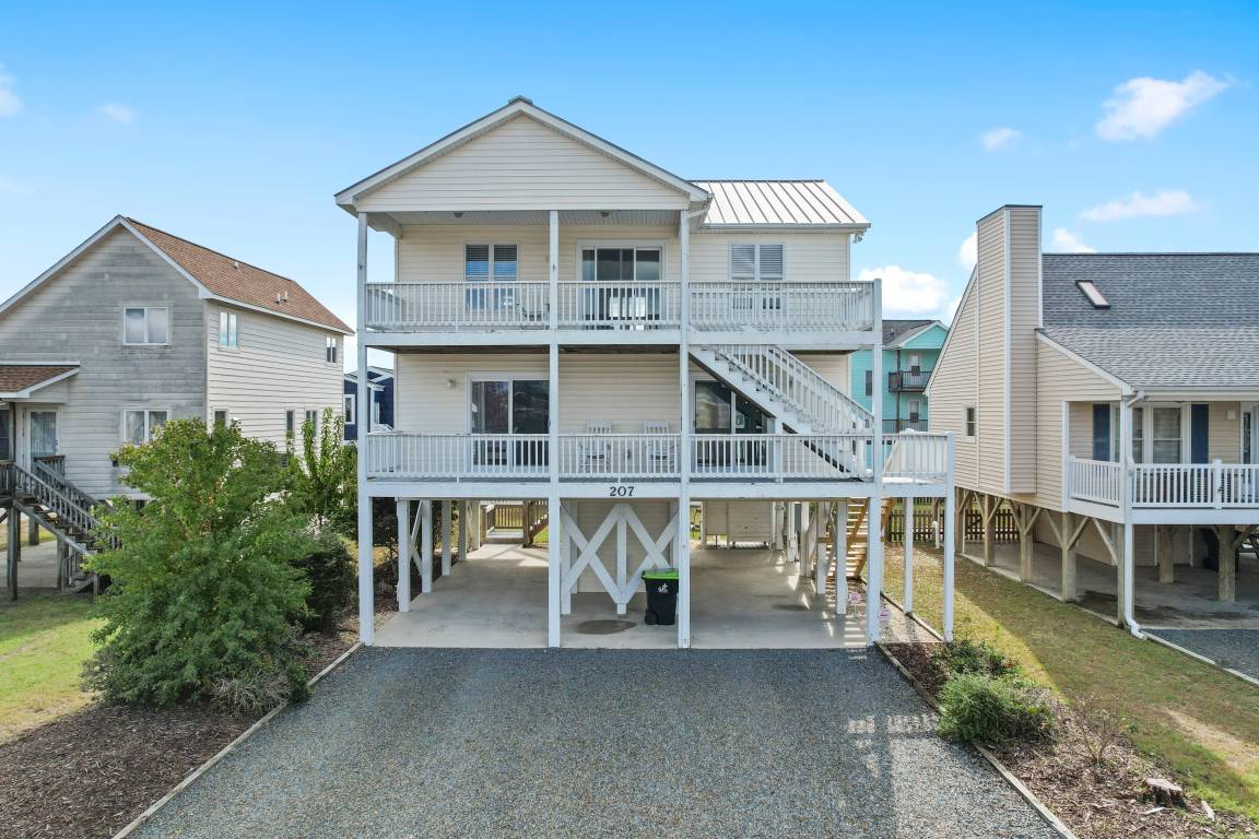 172 M² House ∙ 5 Bedrooms ∙ 10 Guests - Holden Beach, NC