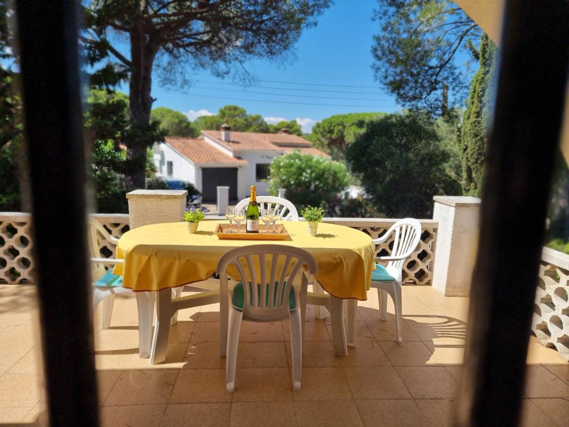 90 M² House ∙ 3 Bedrooms ∙ 7 Guests - L'Escala