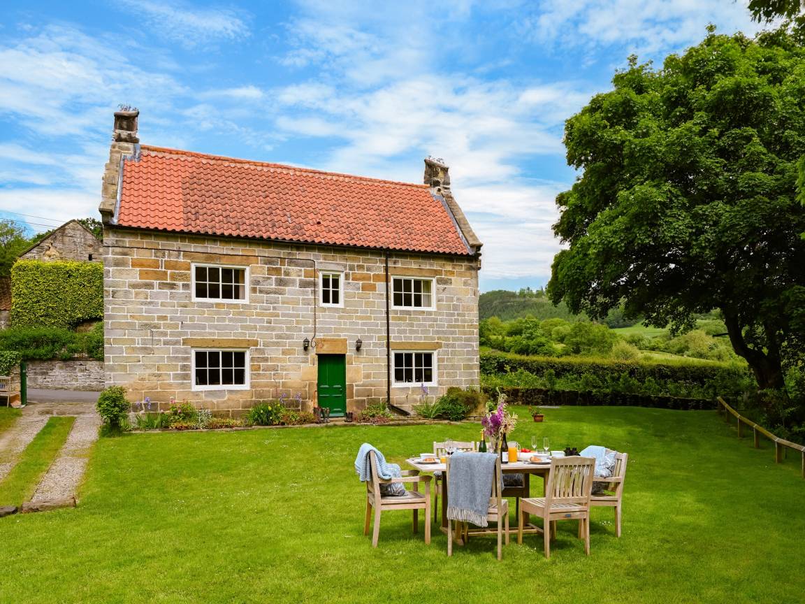 Cottage ∙ 4 Bedrooms ∙ 6 Guests - Helmsley