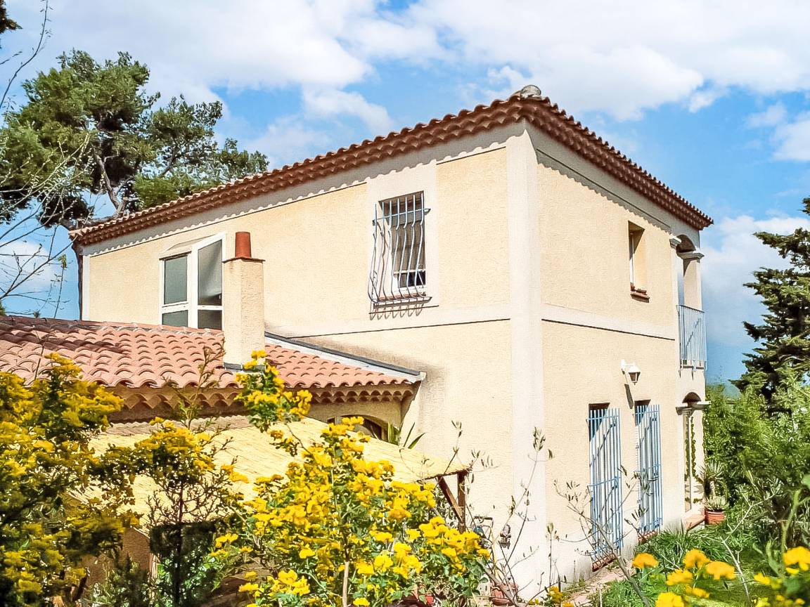 150 M² House ∙ 3 Bedrooms ∙ 5 Guests - Villeneuve-lès-Avignon