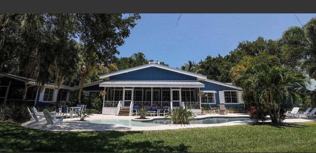 418 M² House ∙ 8 Bedrooms ∙ 15 Guests - Satellite Beach, FL